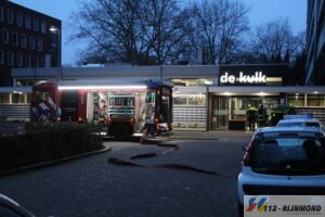 Man gewond bij brand in wooncomplex De Kulk | de Klencke Hoogvliet ...
