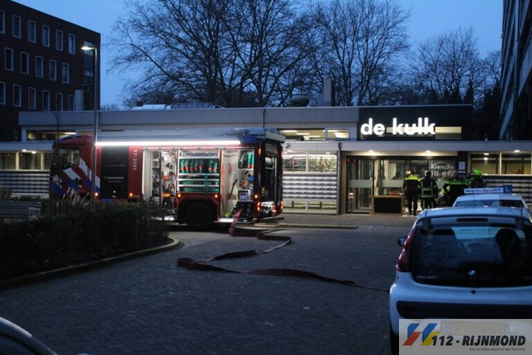 Man gewond bij brand in wooncomplex De Kulk | de Klencke Hoogvliet ...